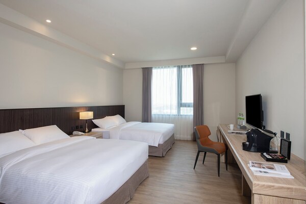 Floramos Hotel - Tianzhong Township