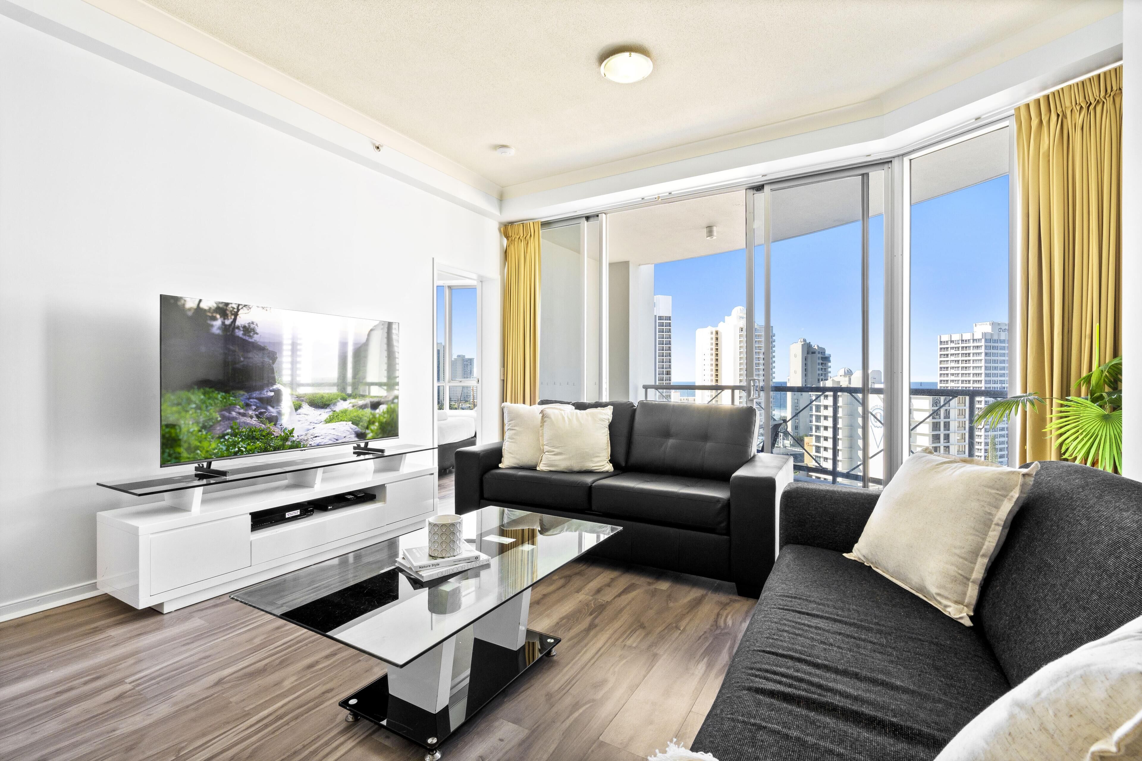 Modern 3 Bedroom Ocean View Unit At Chevron (Chev 1124 - 7n - Nb) - Surfers Paradise