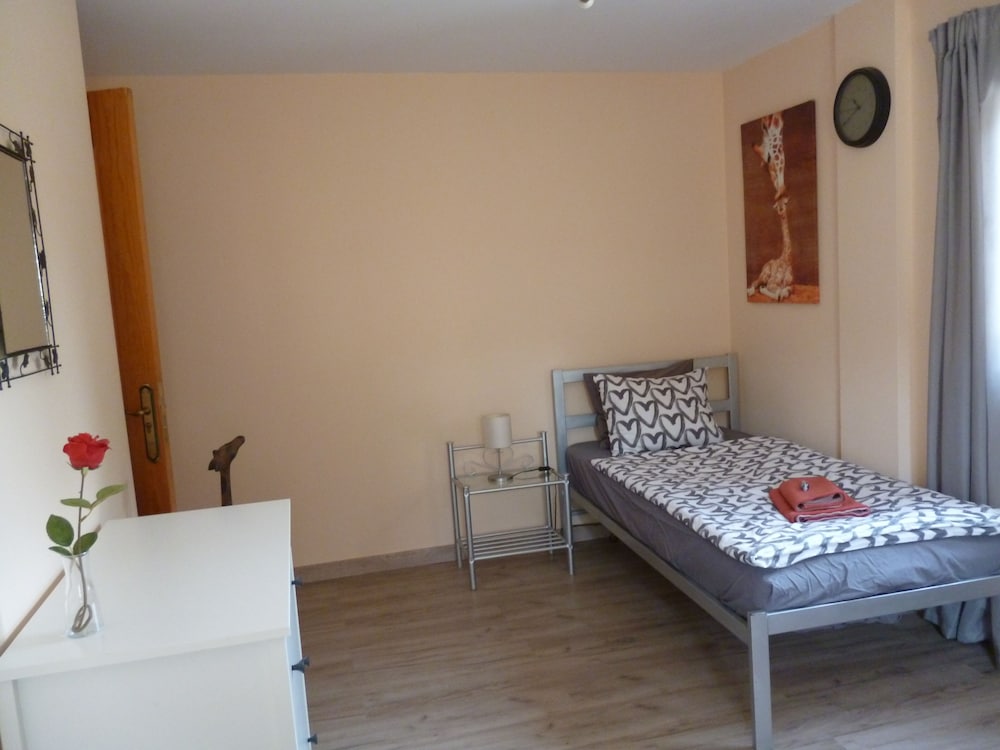 Schöne Ferienwohnung Mit Großer Terrasse Und Pool. Wunderschöne Aussicht! - Coín