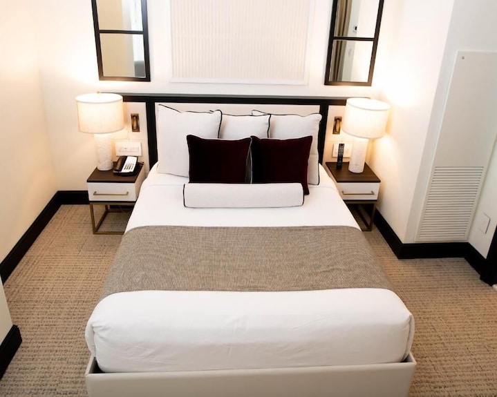 Manhattan Stay | 1 Unit | Walk To Rockefeller Center | Dogs Allowed - 호보컨