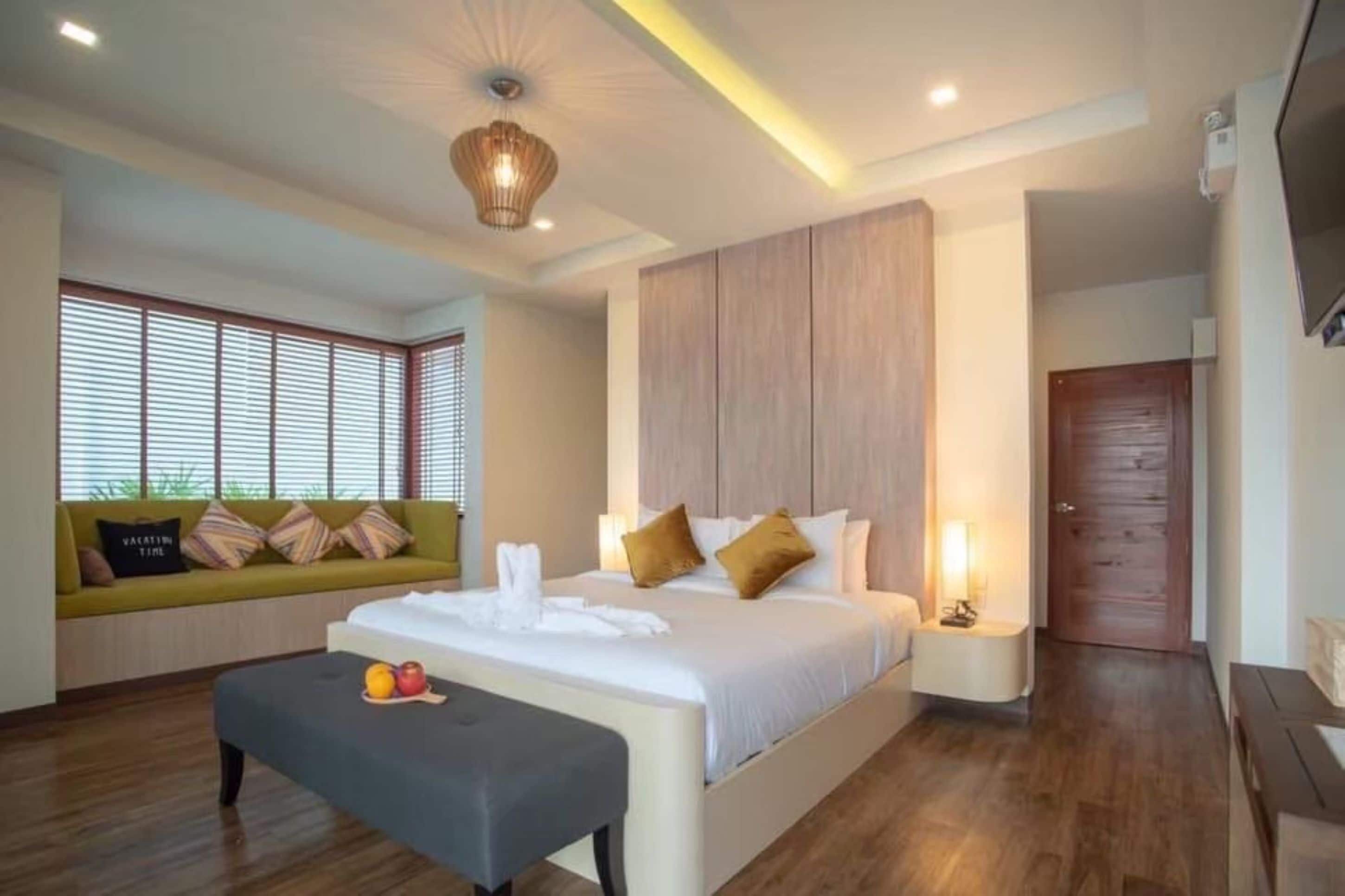 Villa, Bathtub, Pool View ( Number of bedroom for use base on number of guest to stay ) | 9 quartos, secretária, Wi-fi grátis, roupa de cama fornecida 