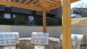 Área para churrascos e piqueniques