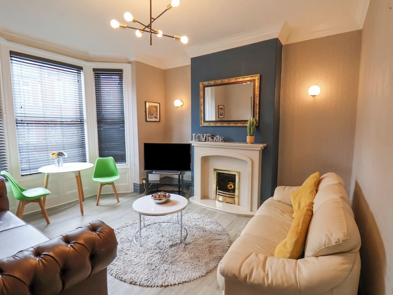 32 Ashville Avenue, Pet Friendly, With A Garden In Scarborough - 斯卡布羅