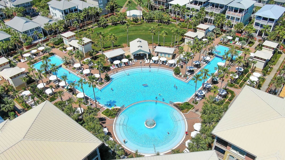 Pet Friendly Seacrest Home For 10 - Resort Pool + Beach Shuttle - Rosemary Beach