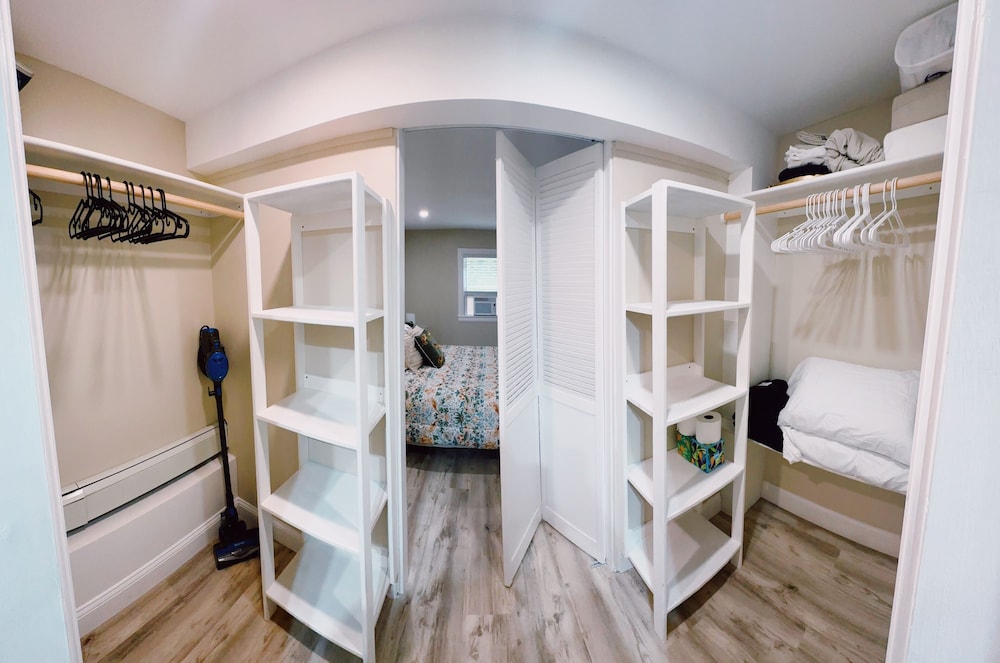 Extra Large 1 Bedroom Apartment! - Lawrence, MA