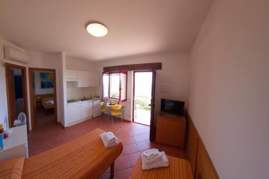 Giada Casa Vacanze - Appartamento Con 2 Camere Da Letto, Balcone E Vista Mare - Ausonia