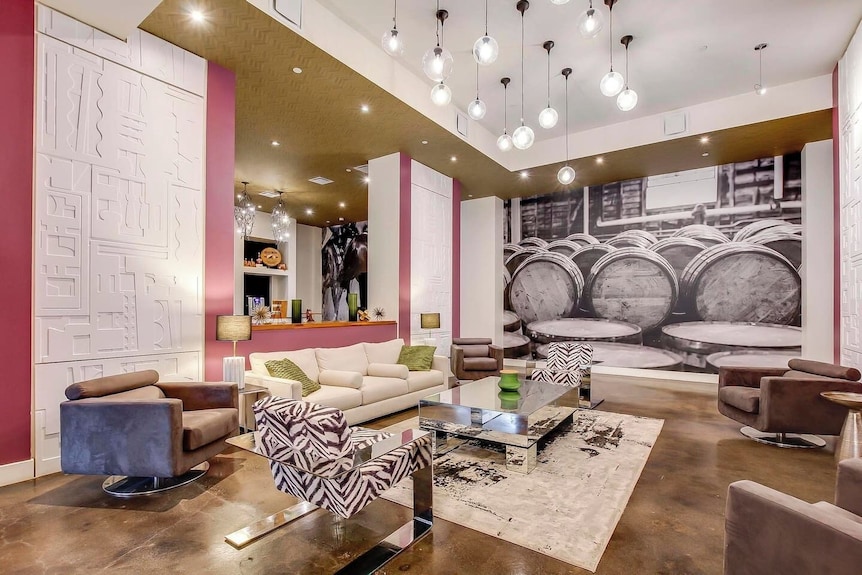 4th Street Suites - Jack N Jill King Bed Suites - 루이빌