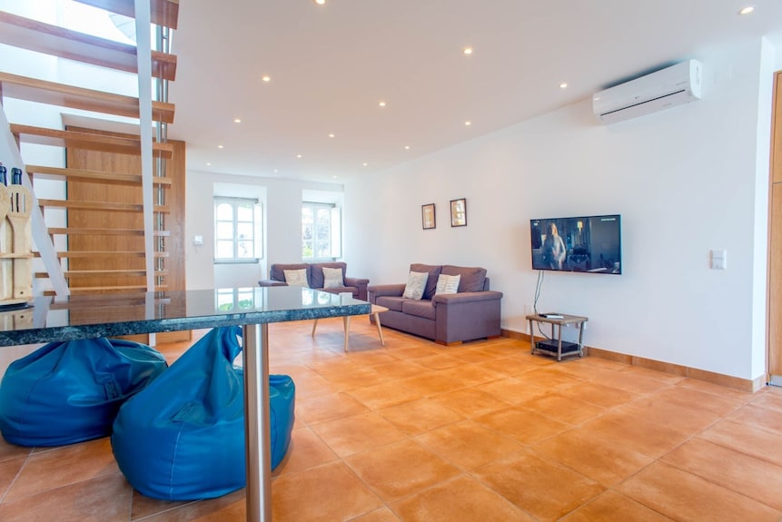 Luxury 4 Bedroom House With Private Pool In The City Center - Algarve