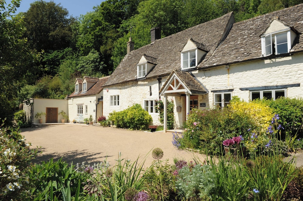 Spring Cottage - Stroud