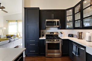 Casa, várias camas, lareira, vista para a montanha (Elk Rim 1140 Pine) | Cozinha privada