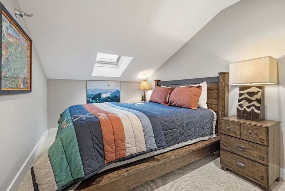 Ski on Ski off steps away from Stratton Village - Stratton | Vrbo