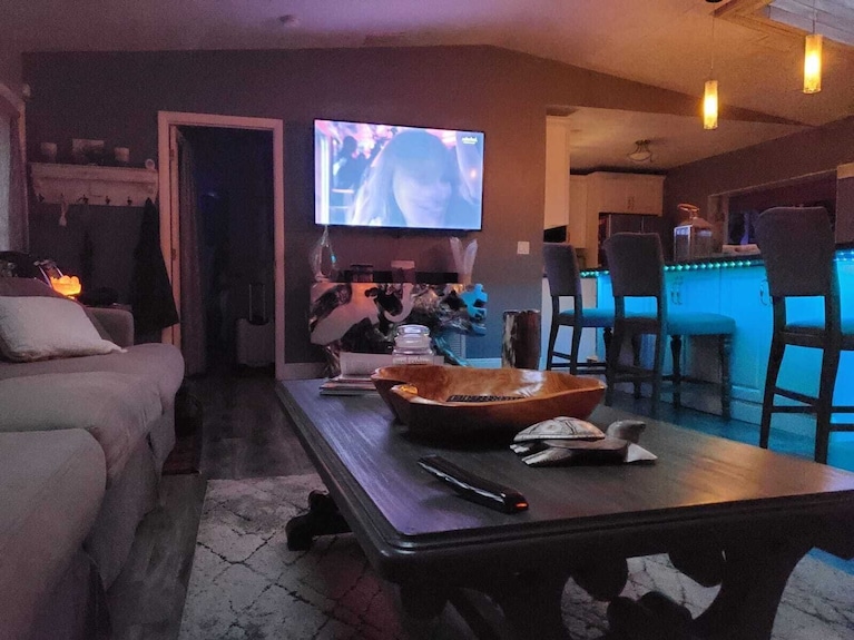 Oasis! Has Great Reviews! Pool, Bocce Court, Close To It All! - Boca Raton, FL