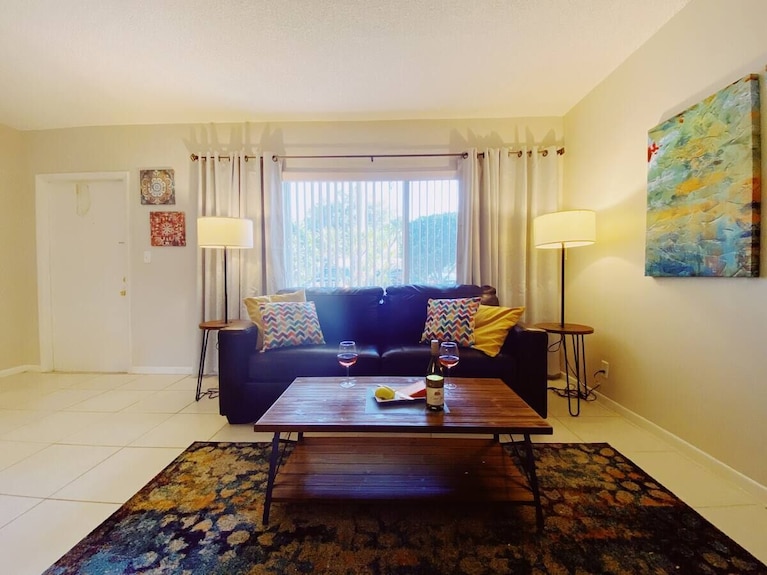 Deluxe 1-bedroom Escape In Lighthouse Point - Boca Raton, FL