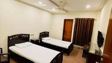 Quarto Duplo Deluxe | Quartos insonorizados, ferro/tábua de engomar, Wi-fi grátis
