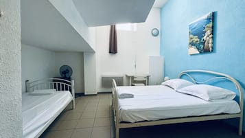 Quarto triplo básico, para não fumantes | Vista do quarto