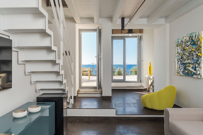 Tower Of The 7 Friars - Tower In Cefalu With Direct Access To The Beach - チェファルー