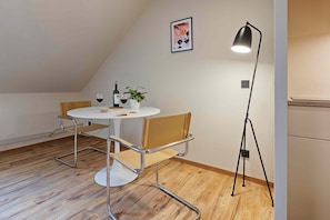 Quarto casal clássico, para não fumantes | Individualmente decorados, individualmente mobiliados