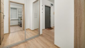 Apartamento, 2 quartos, sacada | Área de estar