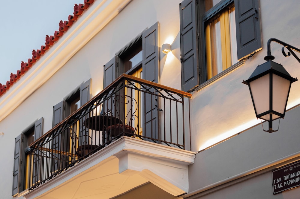 Archo Nafplio Rooms & Suites - Нафплион