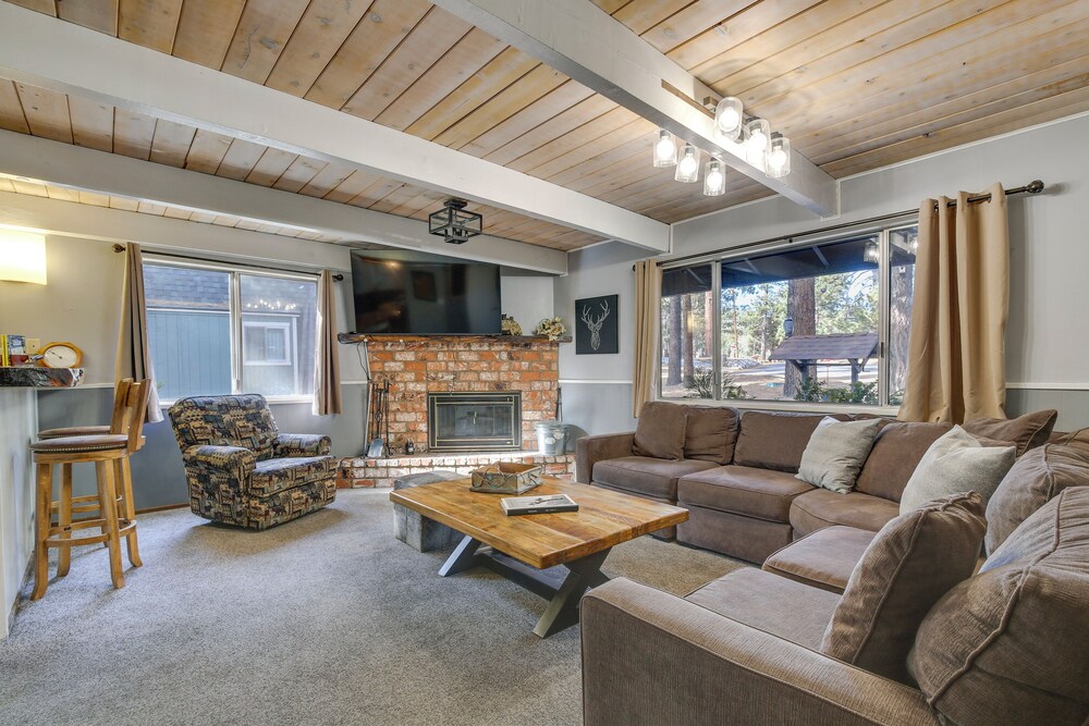 2 Mi To Lake & Skiing: Big Bear Family Cabin - Big Bear Lake, CA