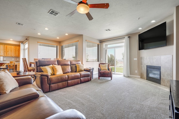 Pool Access & Patio! Resort-style St George Condo - St. George, USA