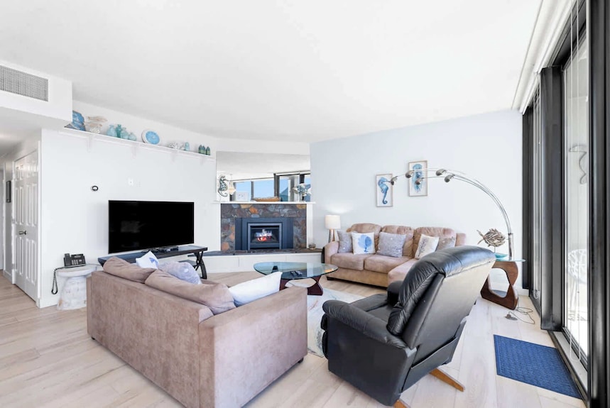 Sand & Sea (514) Necanicum River - Luxury Ocean Views - Seaside, OR