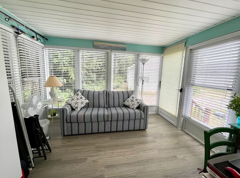 Wells Ogunquit Beach 3 Bed Cottage, 1 Mile From The Beach With Resort Amenities - Kennebunkport, ME