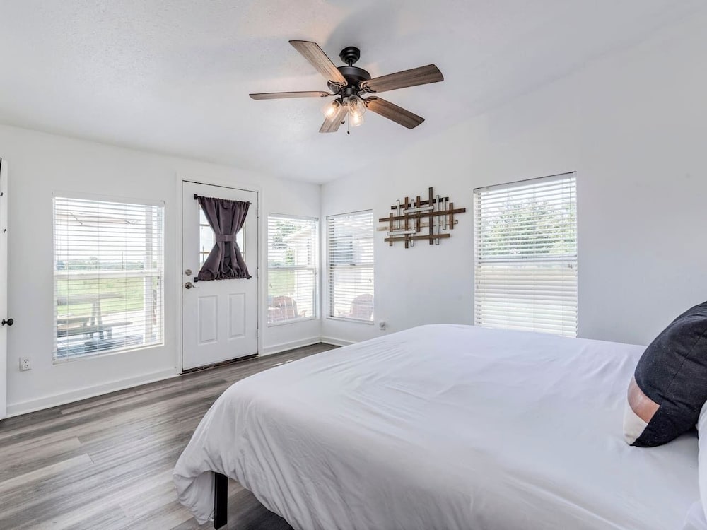 Riverbend Hideaway - 5 Min To Downtown & Tubing - San Marcos, TX