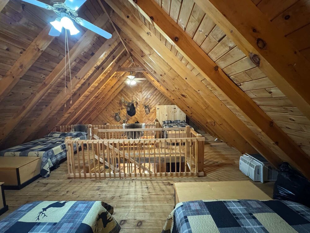 Halls Corner Lodge - Peaceful Woodland Escape - Moro | Vrbo