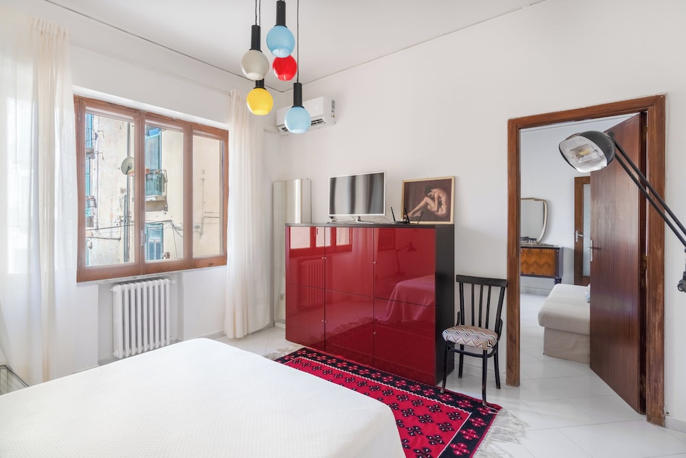 Centralissima Casa Vacanza Via Mercanti Salerno Angelina - Salerno