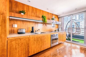 Loft | Cozinha privada | Minifrigorífico, um micro-ondas, uma placa de cozinha 