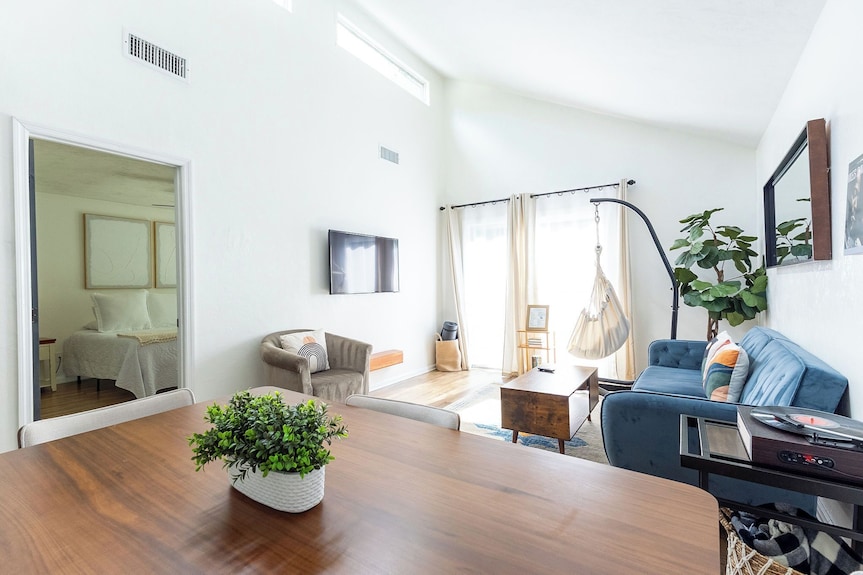 The Greywood | A Blackhouse Property - Lake Iamonia, FL