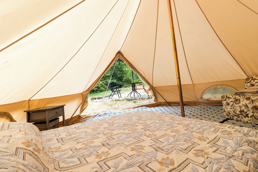 Glamping 'Tente' με κοινόχρηστη βεράντα και κοινόχρηστο κήπο - Montignac