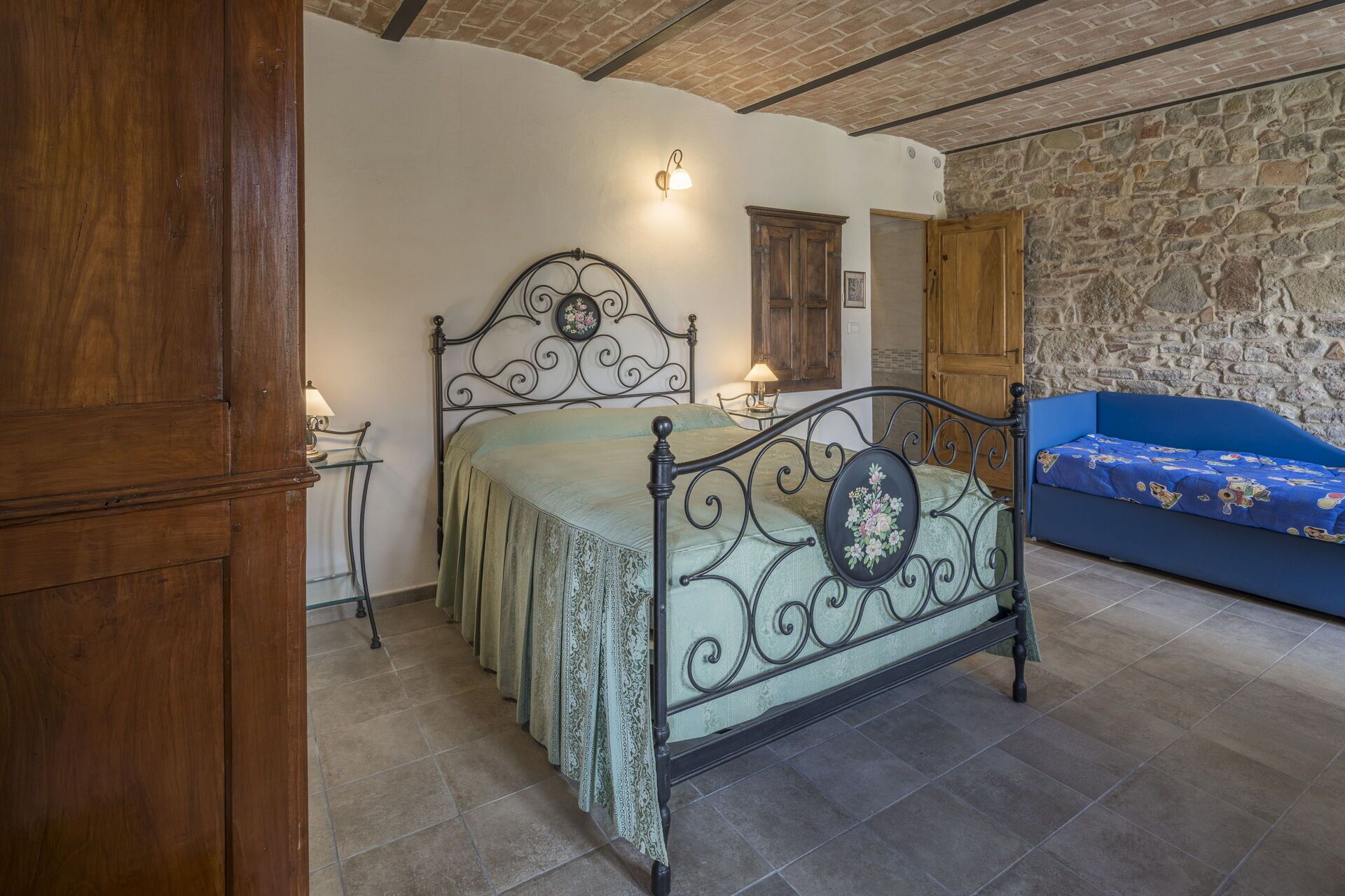 Confortable Appartement Pour 4 Personnes Avec Wifi, Piscine Et Balcon, Près De Alba - Barolo