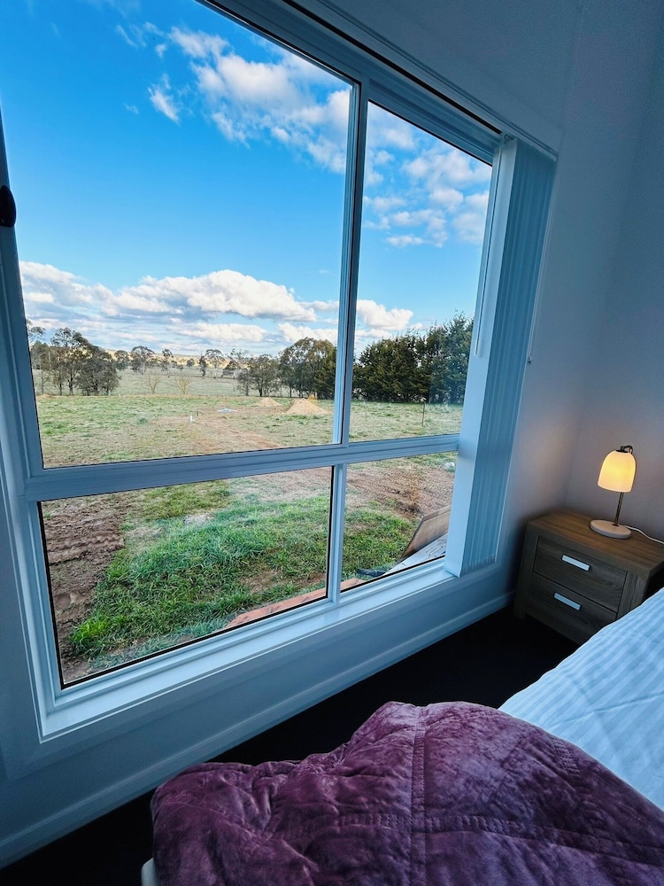 Serene Countryside Accommodation 4km From Town At Red Hill Cabin #1 Walcha - Walcha