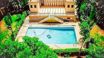 Piscina externa