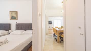 Apartamento Familiar, varanda, Vista para a cidade | 3 quartos, Wi-fi grátis