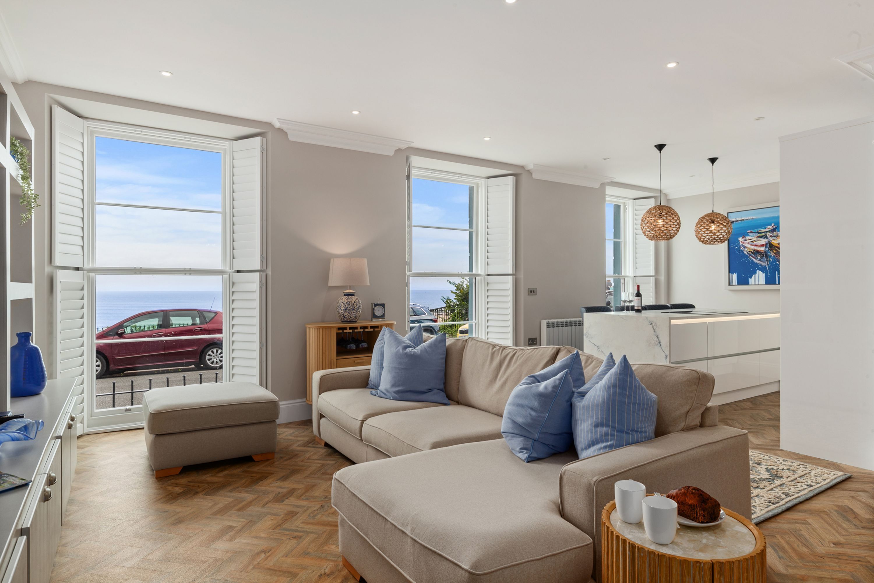 3 Croft House - Beach Front, Sea Views, Parking - Tenby