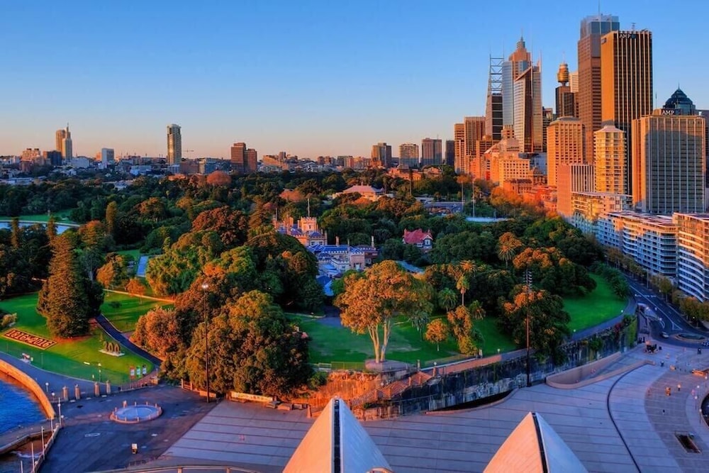 Kozyguru | Haymarket | 2bed 2bath Apt - Sydney central station