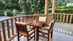 Apartamento, pátio, vista para a montanha | Terraço/pátio interior