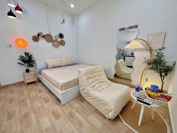 Corgi House Beachstay Da Nang - Đà Nẵng