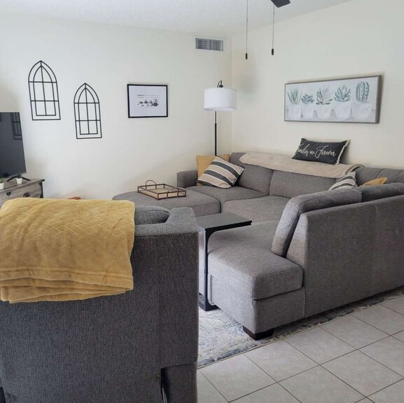 Charming House, Pool, Near Kiwanis Park, Freeways - テンピ, AZ