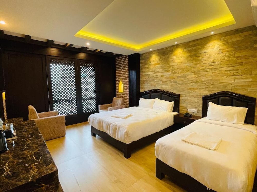 Matina Suites And Spa - Pokhara
