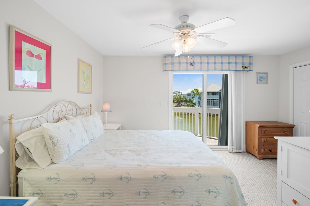 SandPiper Place - Barrier Dunes, Tennis Courts, 2 Community pools, Wifi ...