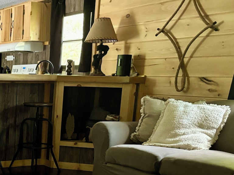 Retreat Near Great Smoky Mountains National Park - Blue Ridge Mountains