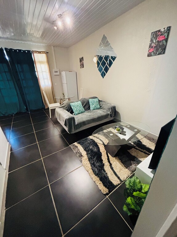 Sermie T2 Avec Piscine - Guyane française