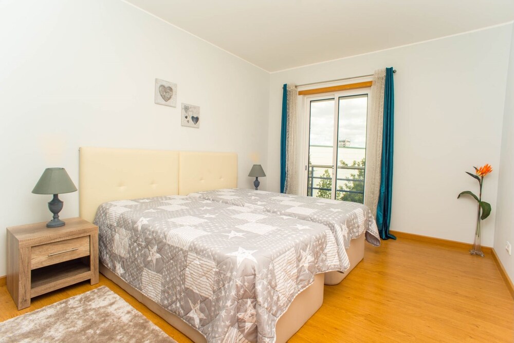 Pegada 2 Bedrooms Apartament - Santa Maria e Santiago | Vrbo