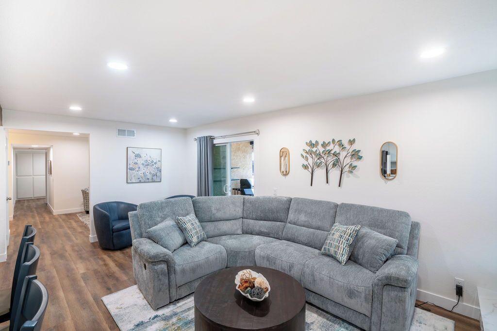 3-bedroom Vacation Home 16 Minutes From Legoland® California - Vista, CA