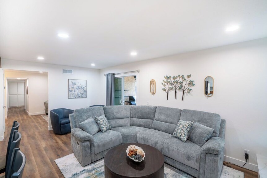 3-bedroom Vacation Home 16 Minutes From Legoland® California - Vista, CA