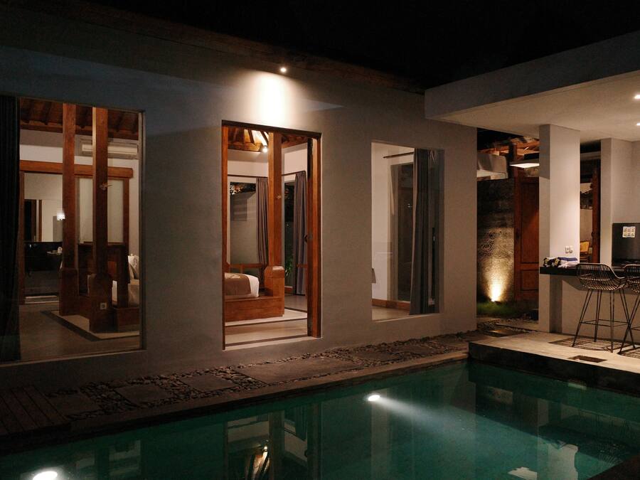 Villa Familiar, pátio, vista para o jardim | Sala de estar | TV de ecrã plano